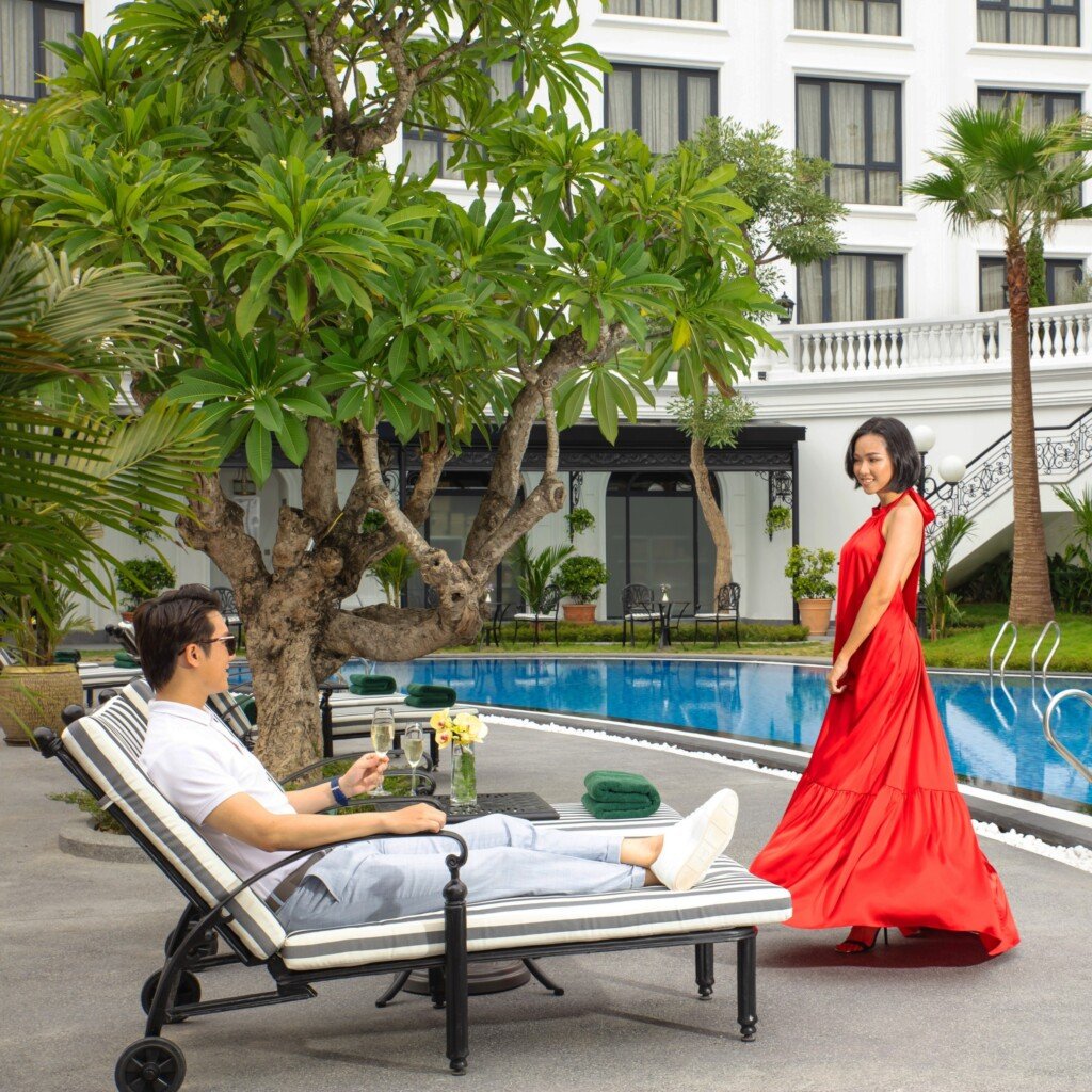 Silk Path Grand Hue: Lujo Histórico y Encanto Contemporáneo en Hue